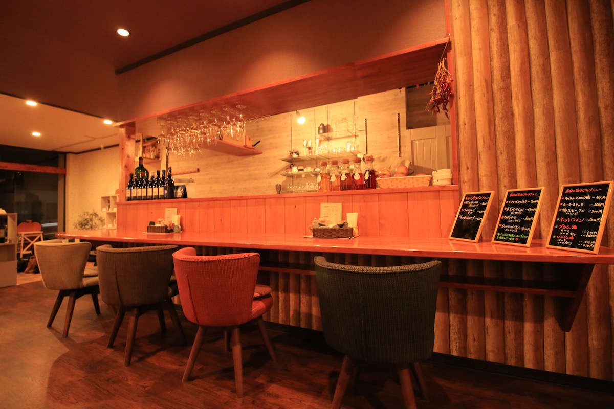 WineBAR covo | ワインを楽しめる大人の隠れ家 | covo & hot-酒-ya